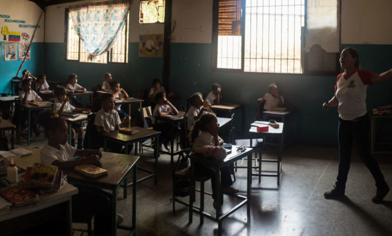 In the Middle of Crisis: 1.2 Million Free Back-to-School Kits for ...