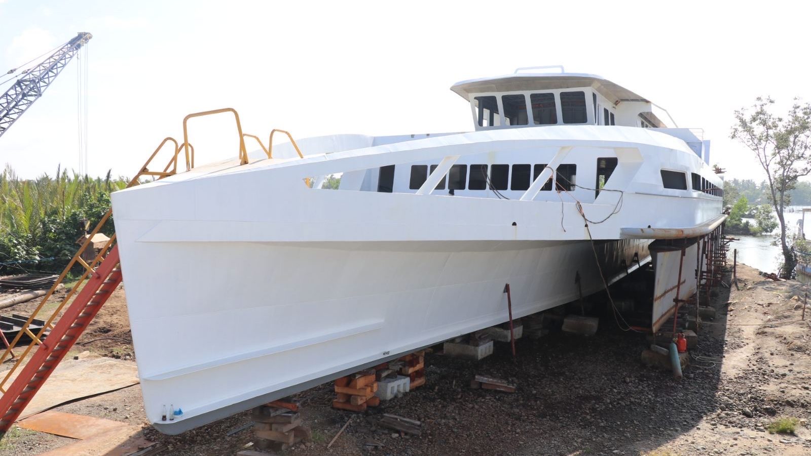 Faster and Cleaner: New Ferry Uses Ocean Waves for Power | twib.news