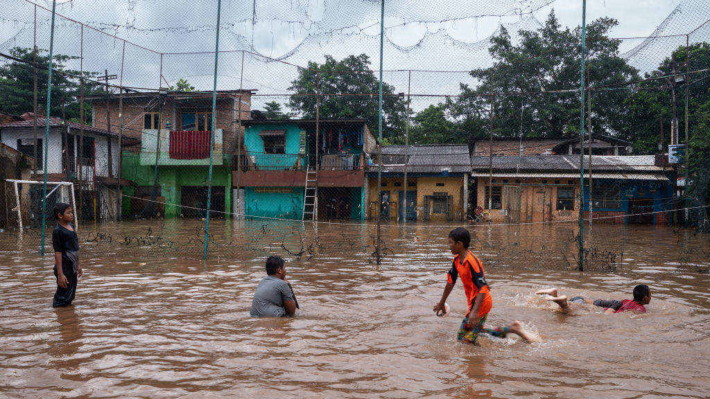 "Spend Now, Save Later" - Countries Should Start Fighting Climate ...