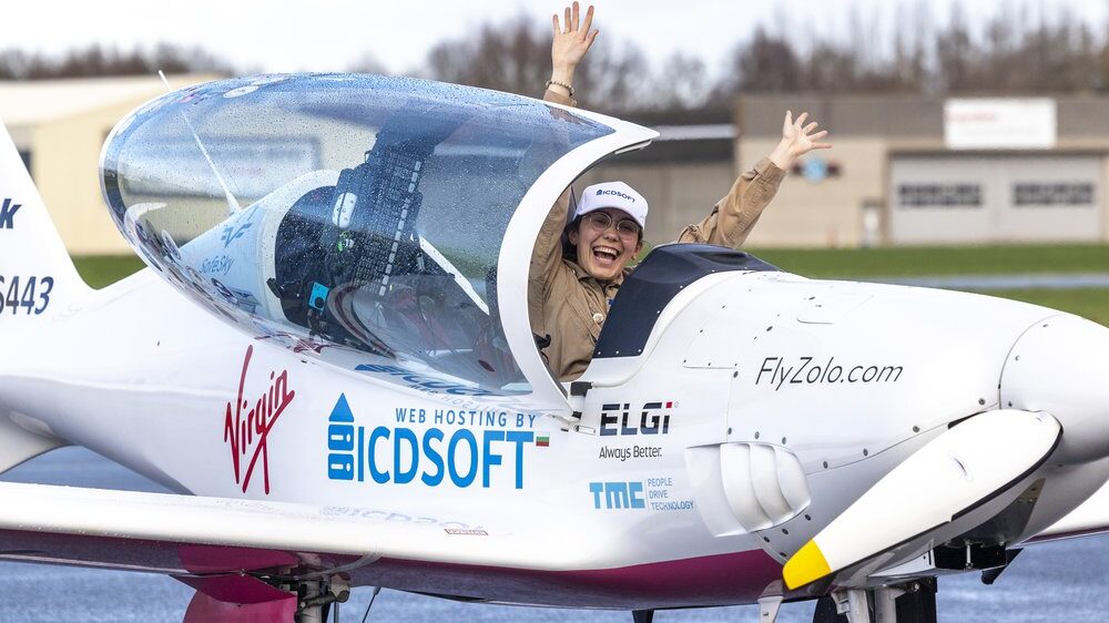 World Record: Youngest Woman to Fly Solo Around the Globe | twib.news