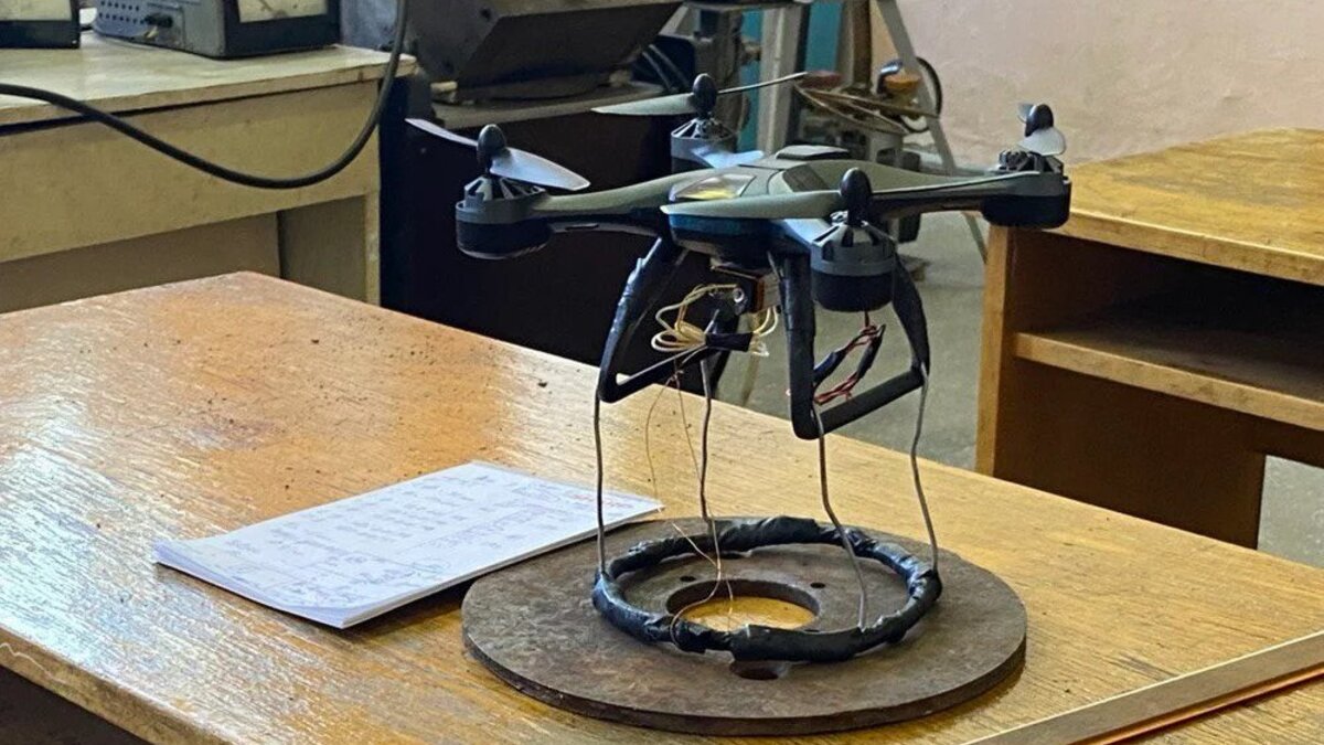 Ukrainian Teen Invents a Life-Saving, Explosive-Detecting Drone | twib.news