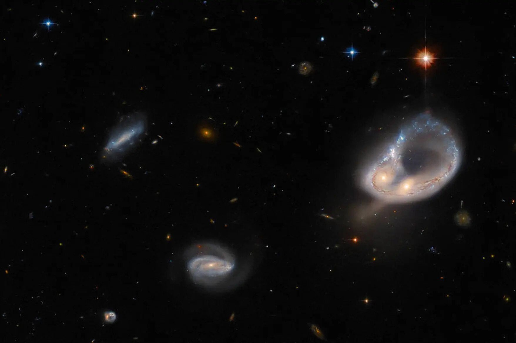 Caught on Camera: Two Merging Galaxies! | twib.news