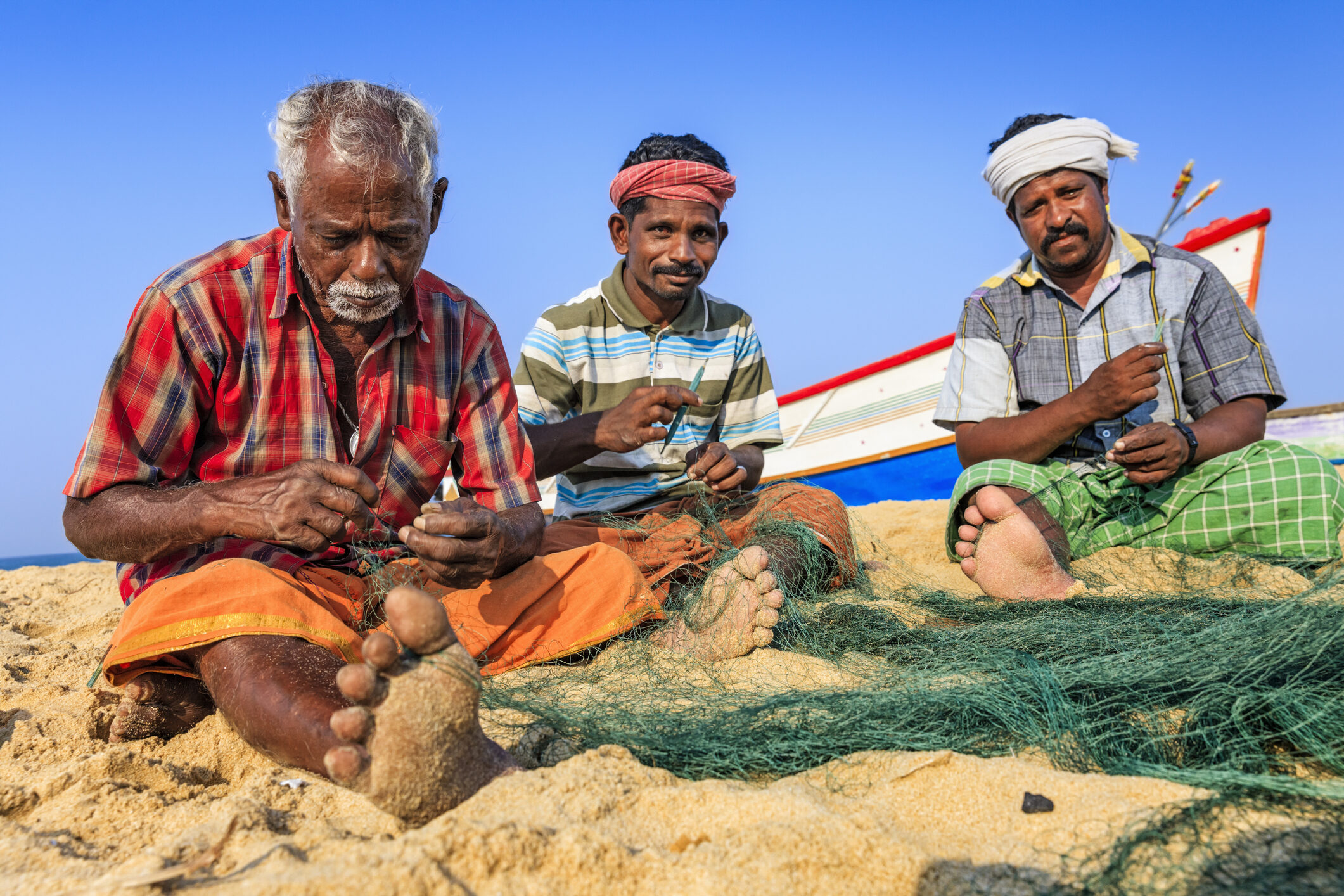 Less People Living in Poverty Across the Globe | twib.news